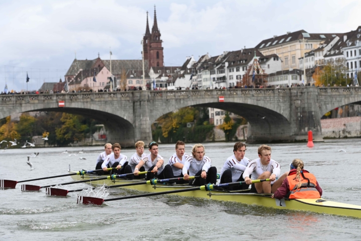 Nereus met 8 boten naar de Baselhead - Nereus